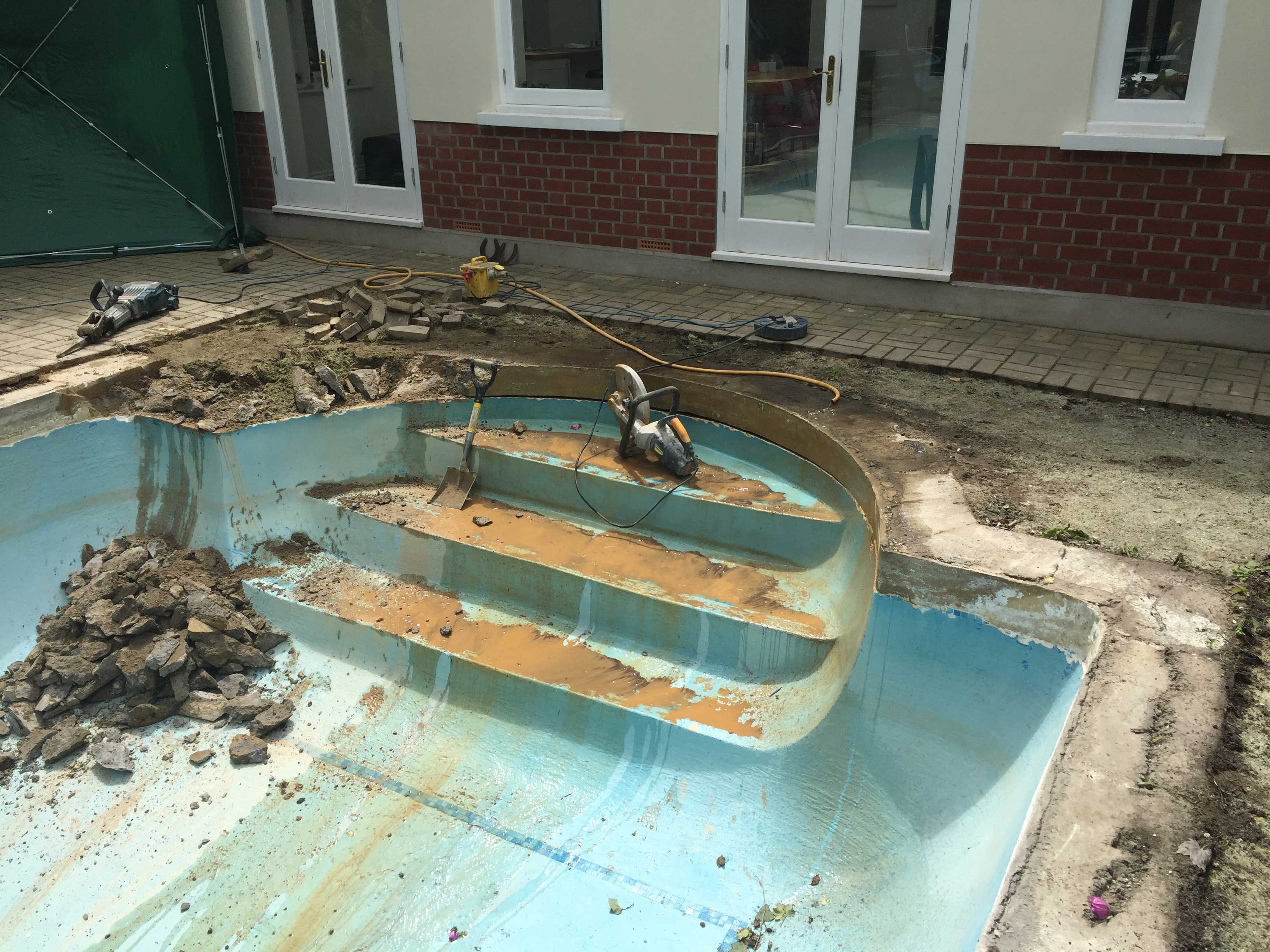 Opulent Pools | Luxury Swimming Pool Builders | Hampton Hill, South London