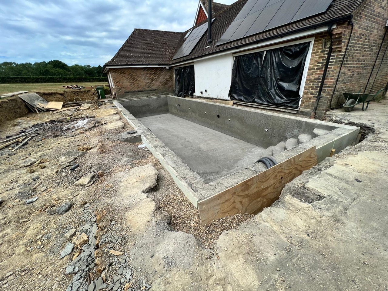 Swimming Pool Builder Warnham Horsham Sussex